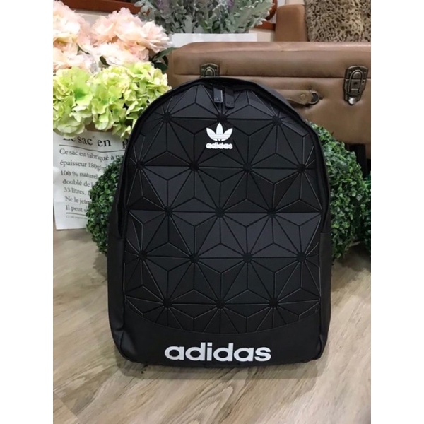 งาน Outlet!!!!!!!! Adidas Originals 3D Backpack ของแท้ | Shopee Thailand
