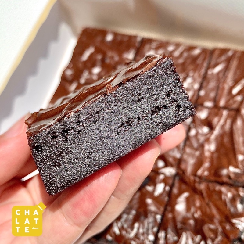 Chalatte Cheese Brownie Cocoa บราวนี่โกโก้หนึบ | Shopee Thailand