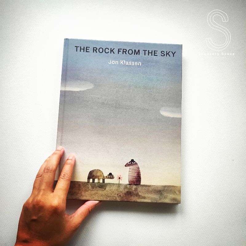 [พร้อมส่ง] หนังสือปกแข็ง The rock from the sky เล่มใหม่ ของ Jon Klassen ...