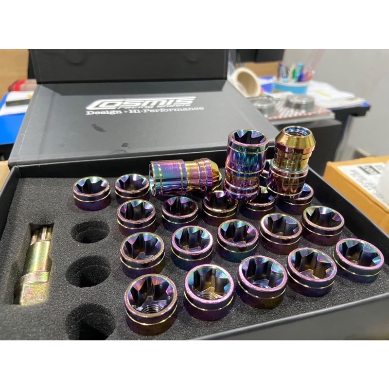 น้อตล้อแท้ Cosmis 24 ตัว สี่ สี สี่แบบ สีสไตล์ สวย สปอร์ต ทนทานมาพร้อมบล้อก | Shopee Thailand
