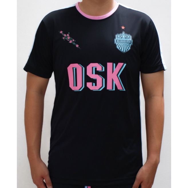 จาก 【leee】เสื้อคอกลม OSK X BRUTD สวนกุหลาบวิทยาลัย X บุรีรัมย์ยูไนเต็ด สีดำ-ชมพู ของแท้จากสโมสร ...