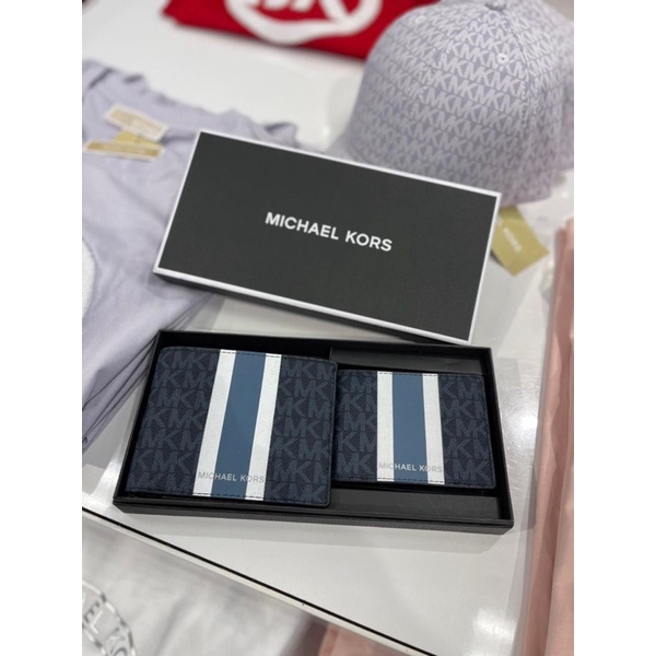 กระเป๋าสตางค์ พร้อมกล่อง MICHAEL KORS MENS GIFTING 3 in 1 MK Signature ...