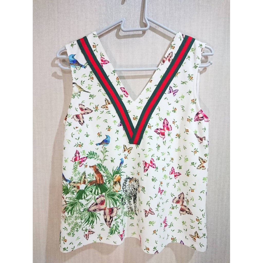 CPS Top size S สีขาวลายสีเขียว ยาวประมาณ 21 | Shopee Thailand
