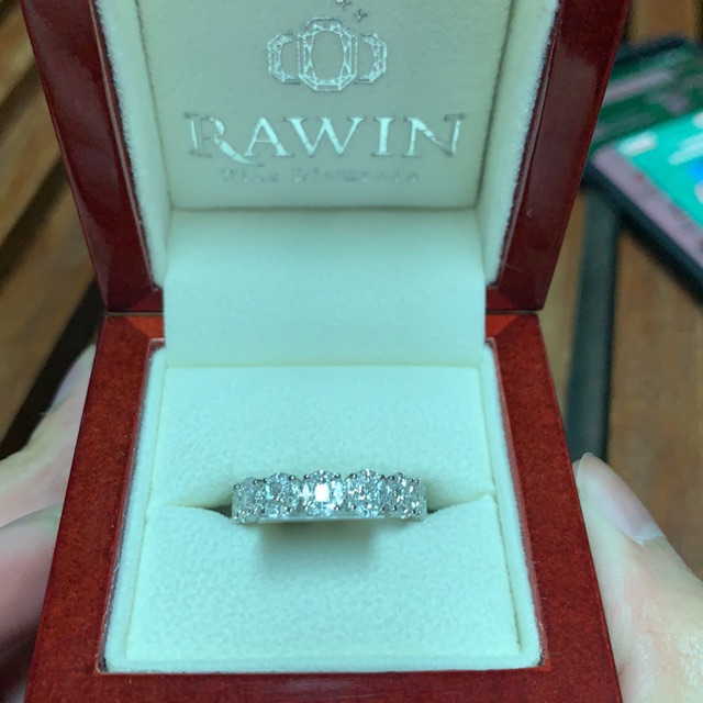 Rawin Diamonds แหวนรอบวงสั่งทำ | Shopee Thailand