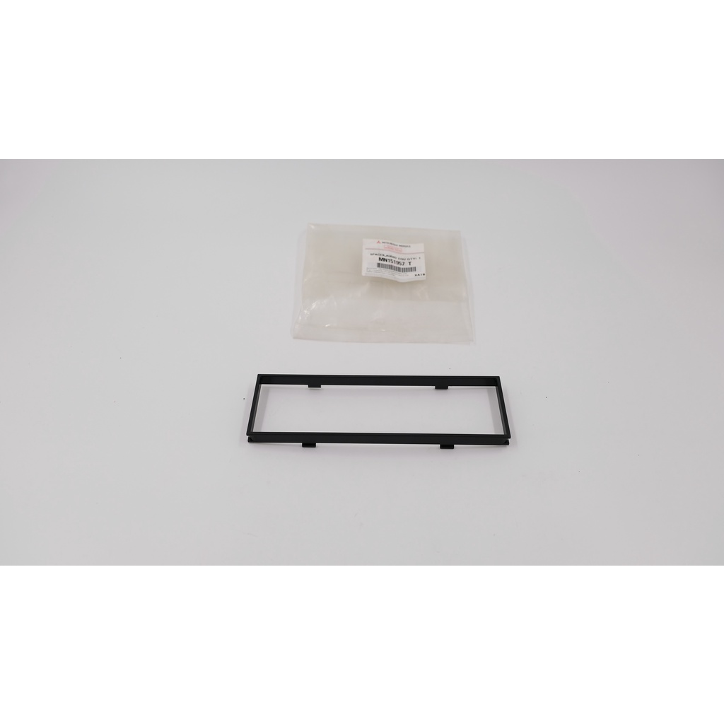 MITSUBISHIแท้ศูนย์ แผ่นปิดคอนโซลกลางรถมิตซูไทรทัน ปี2005-2013 รหัสแท้ ...