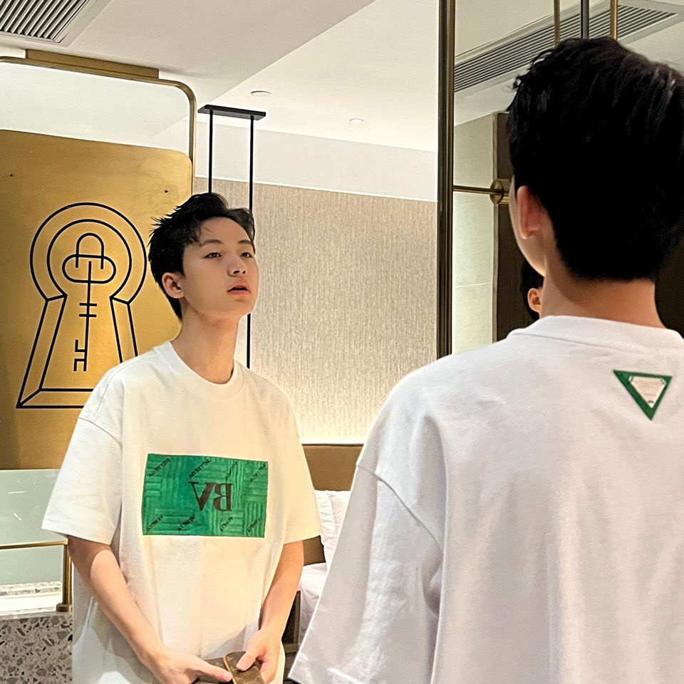 เสื้อยืดโอเวอร์ไซส์2022bv ป้ายแท็ก + ผ้าขนหนู ผ้าฝ้ายแท้ แขนสั้น คอกลม พิมพ์ลายฉลากS-3XL ...