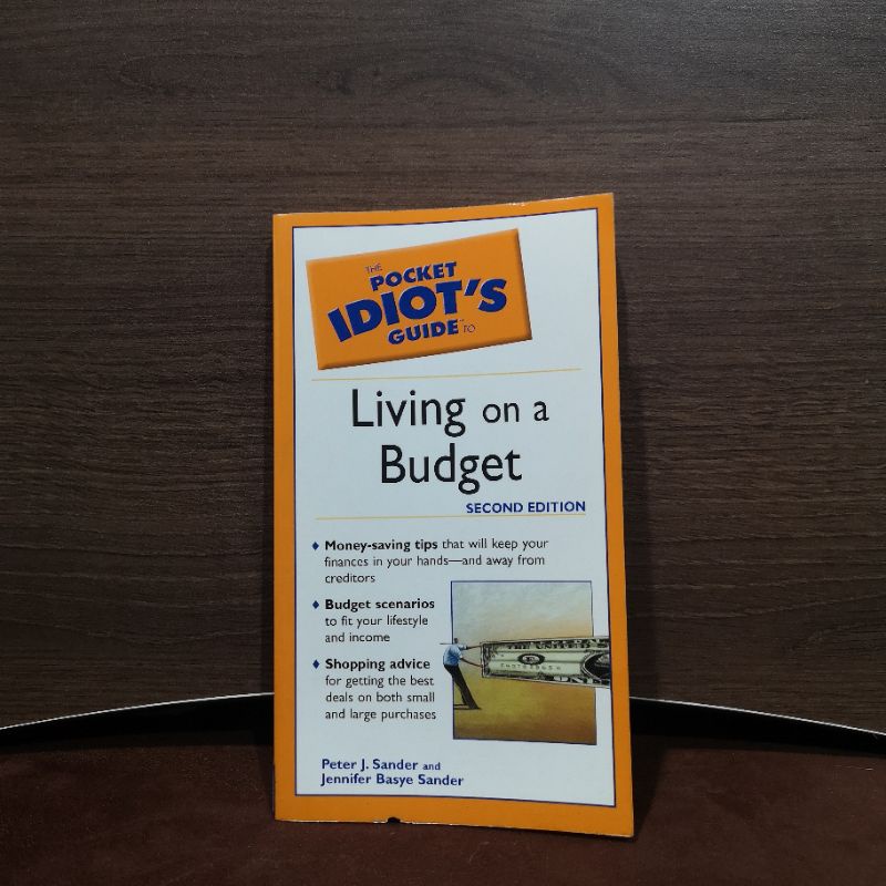 หนังสือภาษาอังกฤษ มือสอง IDIOT'S GUIDES - Living on a Budget 2nd ...