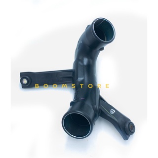 TOYOTA ท่ออากาศอินเตอร์คูลเลอร์ ข้างขวา โตโยต้า REVO,NEW FORTUNER ...