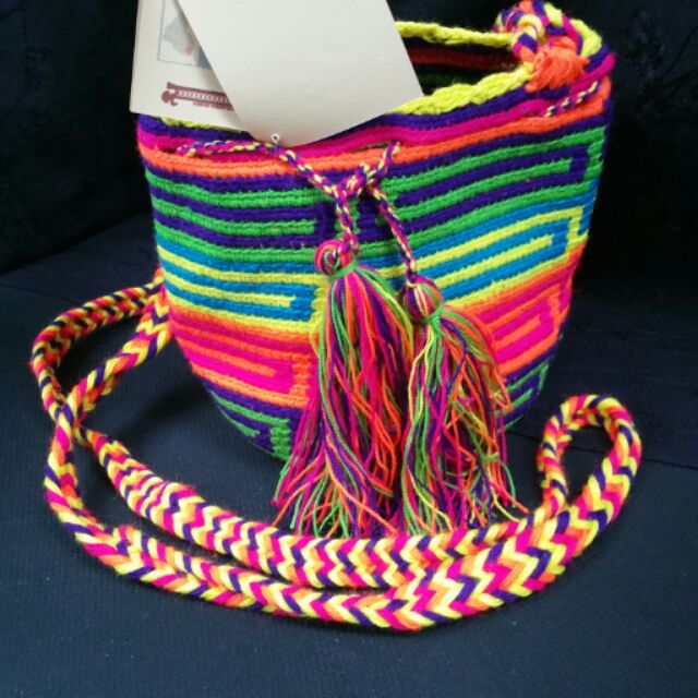 ใส่โค้ทลด 100**Wayuu bag ของแท้ไซส์ mini มือ 1 ป้ายห้อยค่ะ | Shopee ...