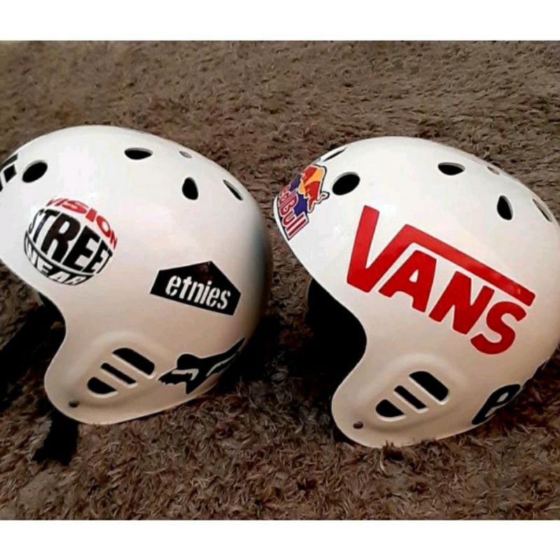 หมวกกันน็อค Mooi scater | Shopee Thailand