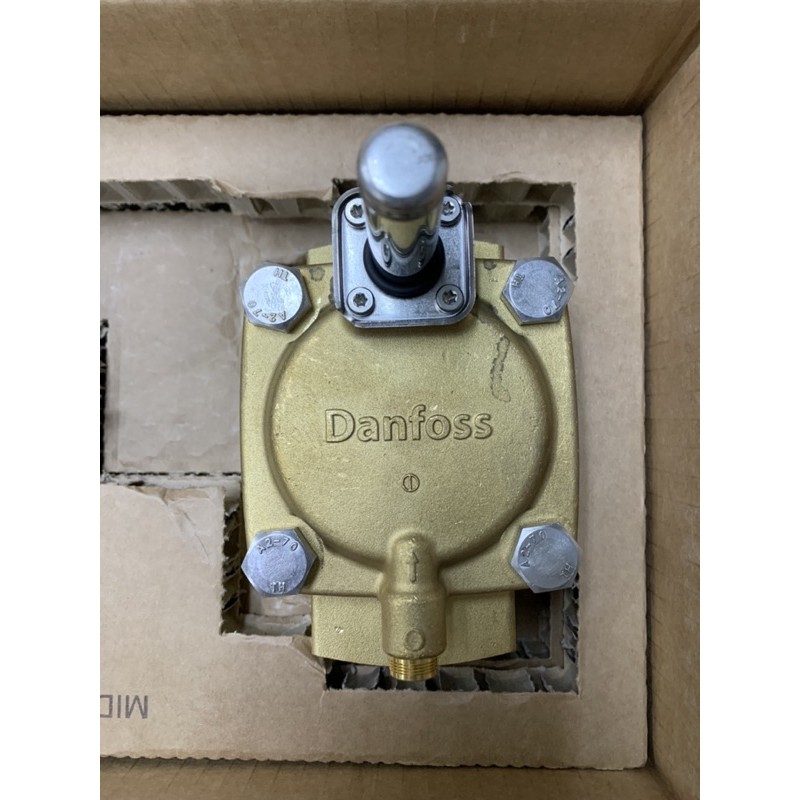 SOLENOID VALVE, DANFOSS, EV220B 40B G 112N NC000, 032U7174 | Shopee ...
