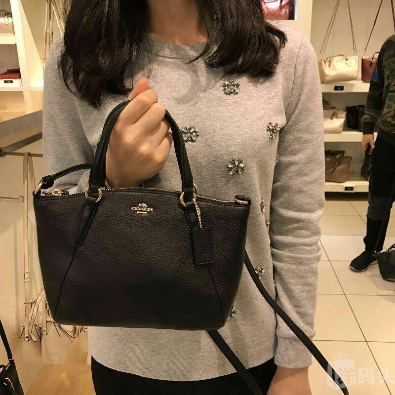 New!!! Coach F57563 พัดหนังดำ อะไหล่ทอง ไซส์มินิ 10” | Shopee Thailand