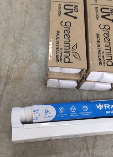 ชุดหลอดไฟยาว ฟลูเซ็ท แอลอีดี 9w/18wแสงสีขาว เรเซอร์ WRACER LED แบบขา ...
