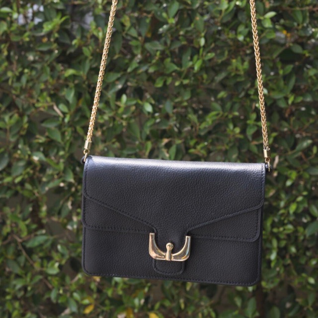 Coccinelle รุ่น Ambrine | Shopee Thailand