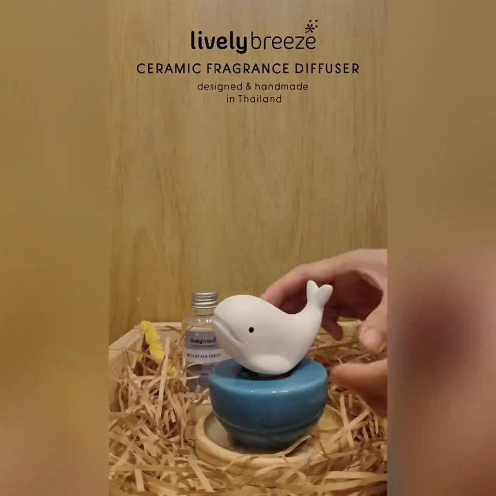 LIVELY BREEZE เครื่องหอมเซรามิกรูปวาฬ (Willy Whale Ceramic Diffuser) HAND MADE in THAILAND ...
