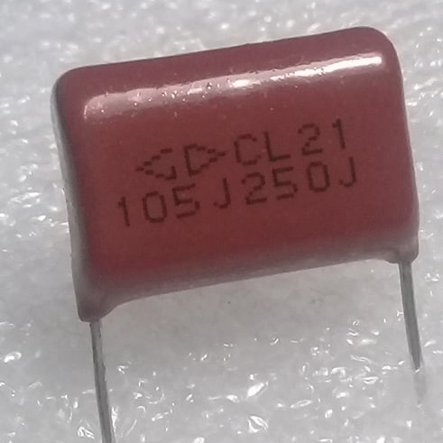 105 1uF 250V CBB CL21 Metallized Polyester Film Capacitor ระยะห่างขา ...