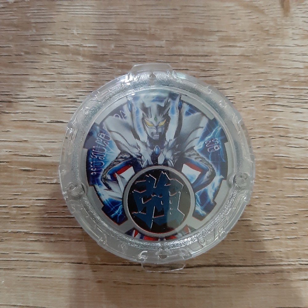 Dx Crystal Ultraman R/B อุปกรณ์เสริมคริสตัล คละแบบ อุลตร้าแมน และ สัตว์ ...