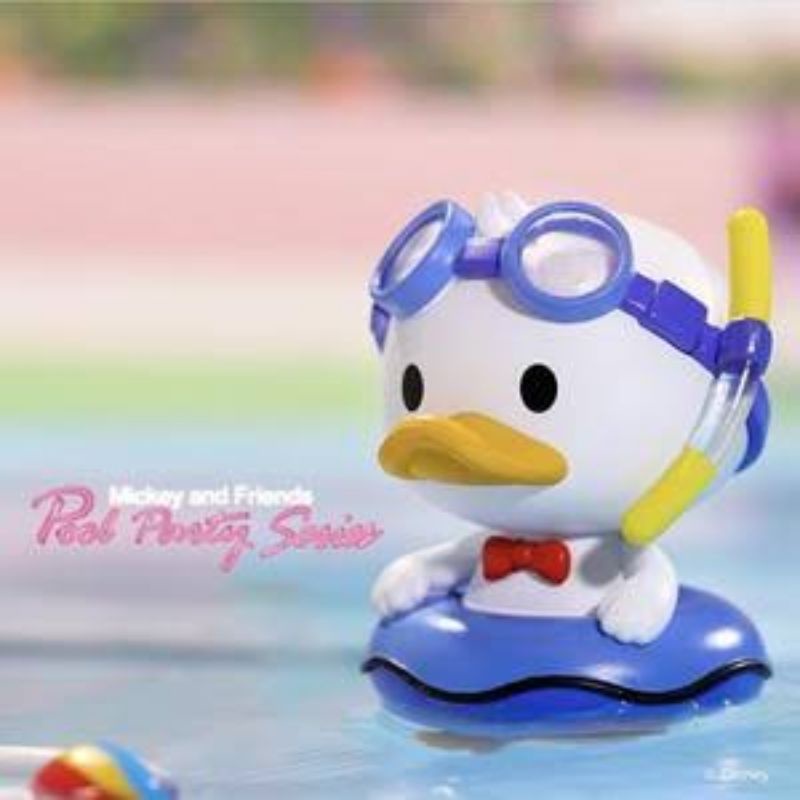 Mickey and friend Pool party series × Popmart (พร้อมส่ง) | Shopee Thailand