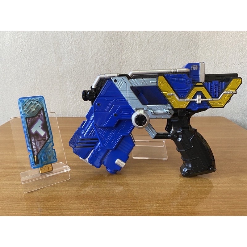 Dx Trigger Magnum ปืนมาสไรเดอร์ดับเบิ้ลพร้อมเมมโมรี่ trigger Kamen ...