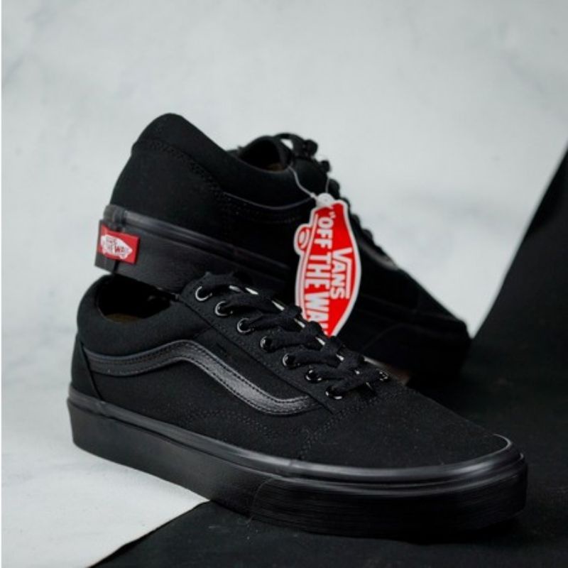 VANS Hitam รองเท้าผ้าใบลําลอง สีดํา เหมาะกับการเล่นสเก็ต | Shopee Thailand
