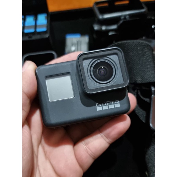gopro hero 7 black มือสอง พร้อมอุปกรณ์เสริม ใช้งานได้ปกติ | Shopee Thailand