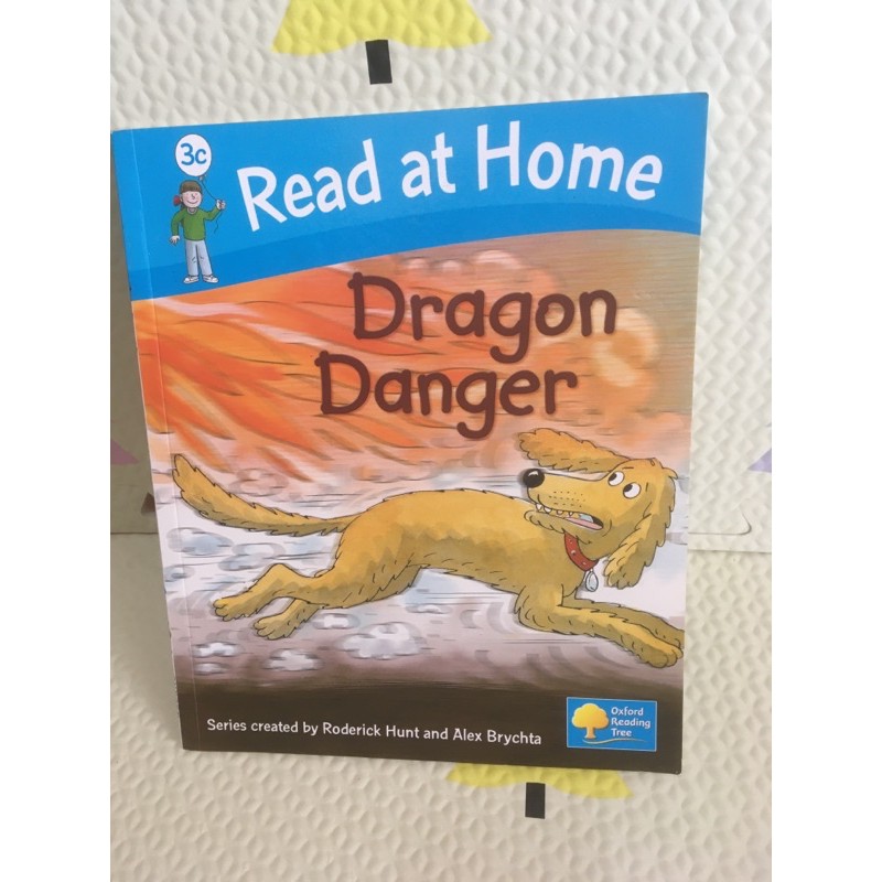 Read at Home Series created by Roderick Hunt and Alex Brychta ปกอ่อนมือ ...