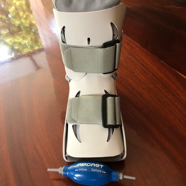 Aircast ไซส์S แบรนด์ SP Walker ของแท้ มือสอง เฝือกถอดได้ เฝือกนักกีฬา ...