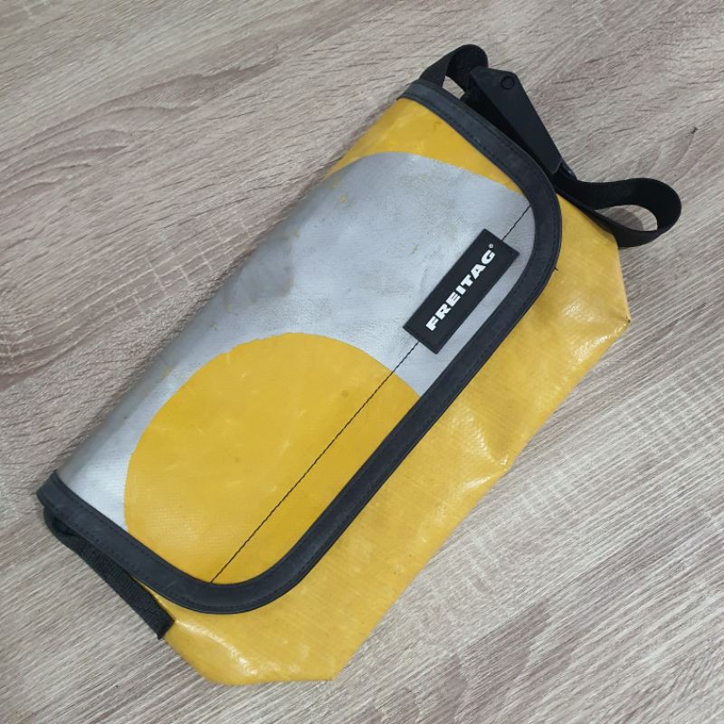 Freitag - Hawaii Five-0 มือ 1 ของแท้ 100% | Shopee Thailand