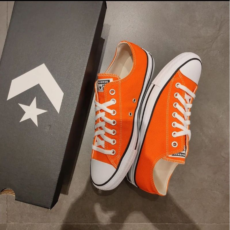 รองเท้า Converse – Chuck Taylor II All Star Low Cut รุ่นสีส้มคลาสสิก ...