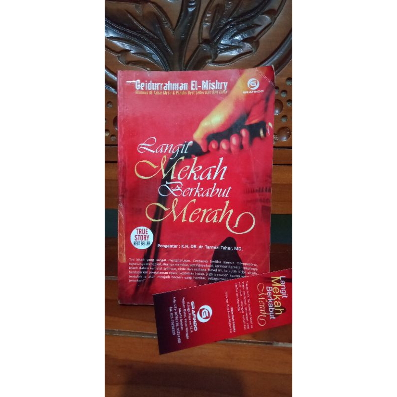 Merah Red Misty Mecca Sky NOVEL - GEIDURRAHMAN EL-MISHRY | Shopee Thailand