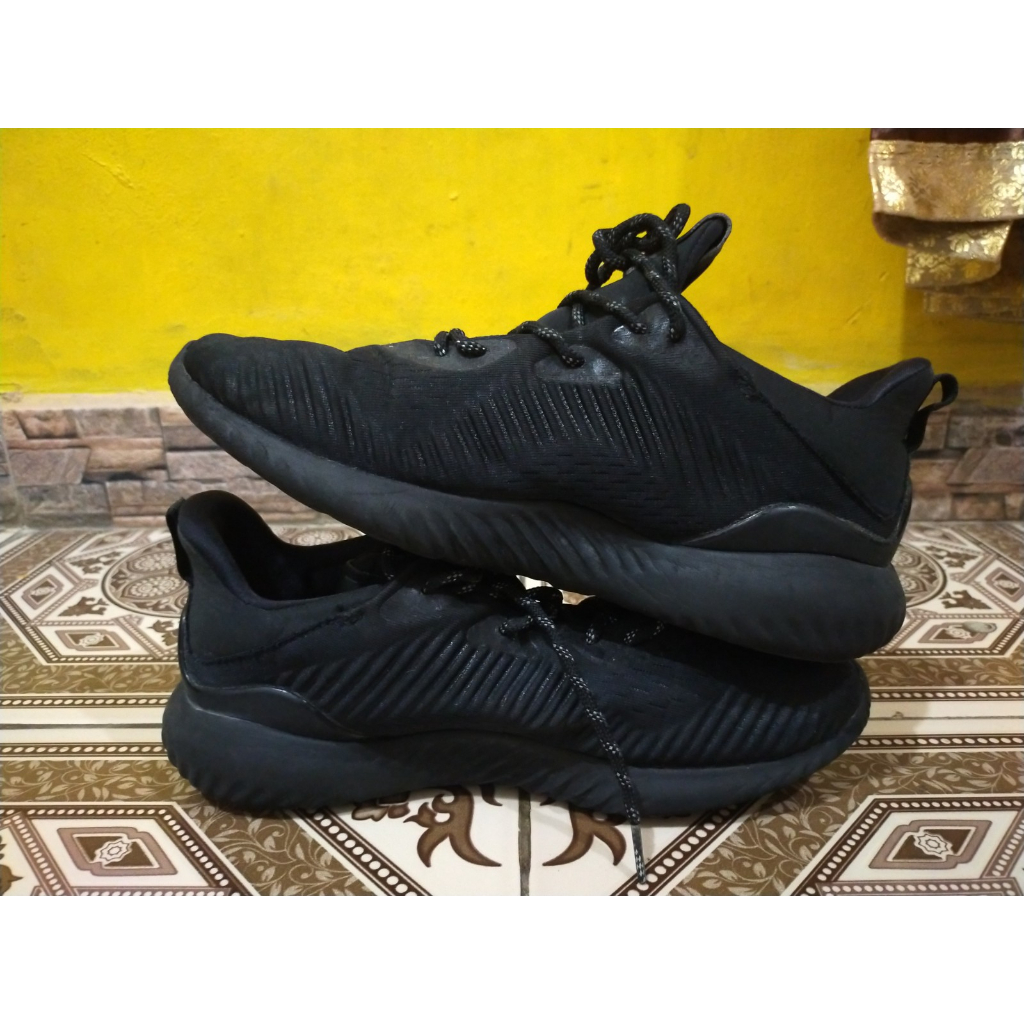 Adidas Alphabounce Em'Triple Black' CQ0781 ของแท้ ขนาด 42 | Shopee Thailand