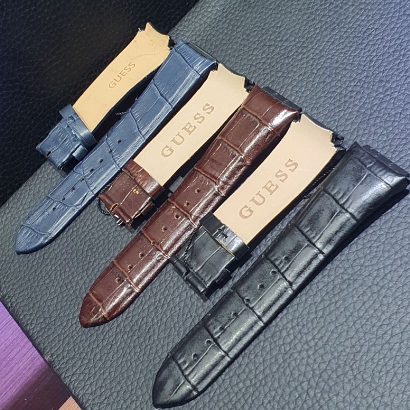 Guess W0040G3 RIGOR นาฬิกาข้อมือ สายหนัง ขนาด 22 มม. | Shopee Thailand