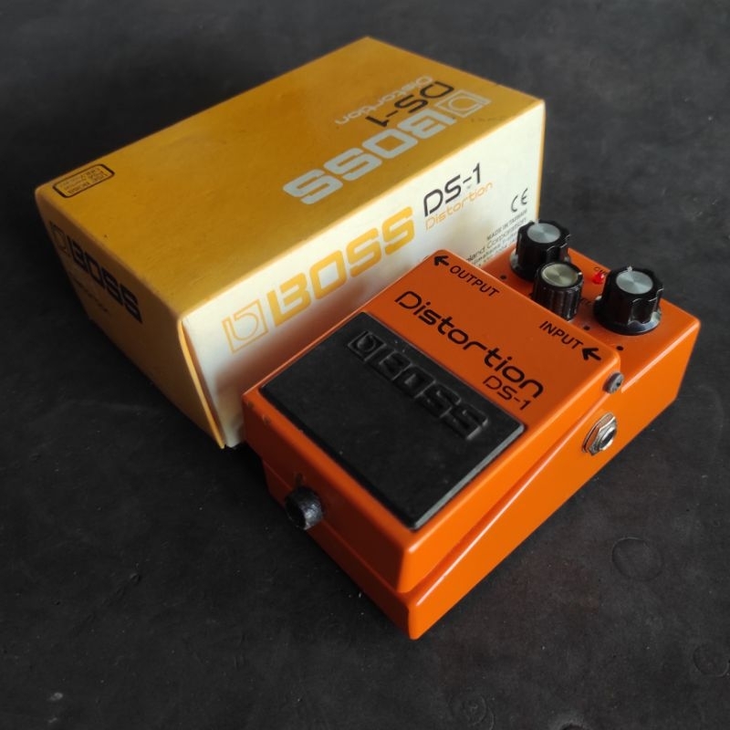 Boss Ds1 Distortion เอฟเฟคกีตาร์ หนังสือ dus ครบชุด ไม่ใช่ nux ซูม ...