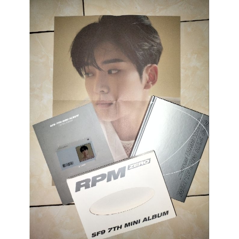 Preloved ALBUM RPM SF9 อย ่ างเป ็ นทางการ UNSEALED ( DAMAGELOON POSTER, ID CARD JAEYOON ...