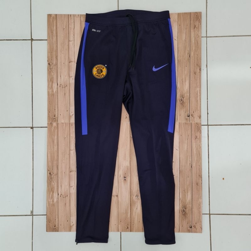 Nike KAIZER CHIEFS REV KNIT TRACKSUIT II - 809656 - Piu /pervitr ...