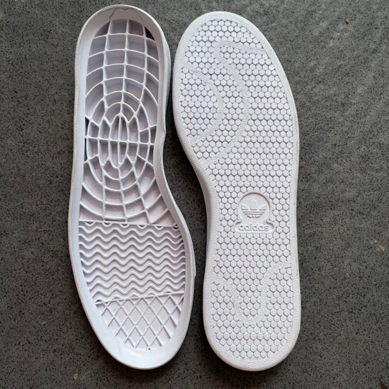 จอแสดงผล Stan Smith Outsole x | Shopee Thailand