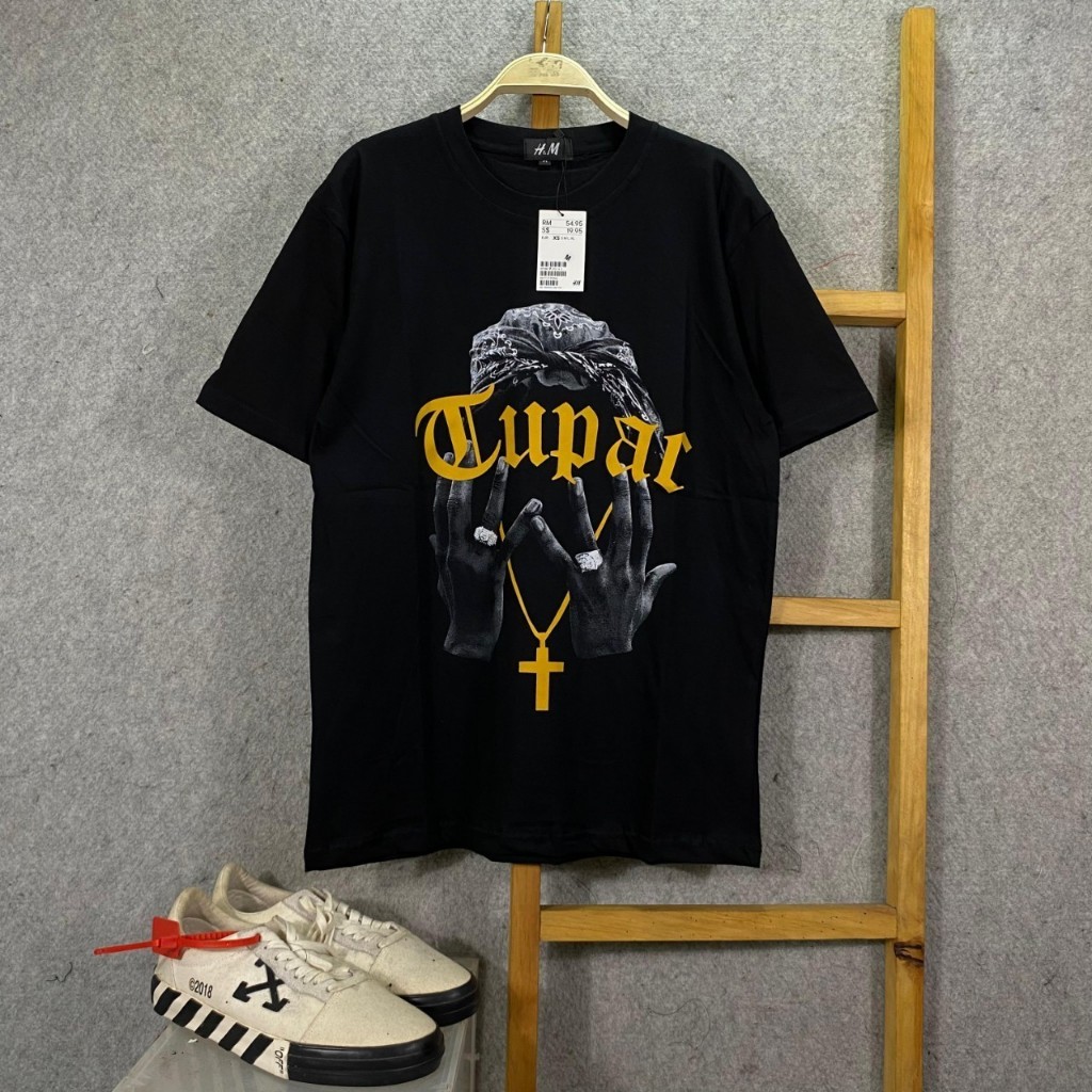 เสื้อยืด H&M TUPAC TYPE GOLD BLACK | Shopee Thailand