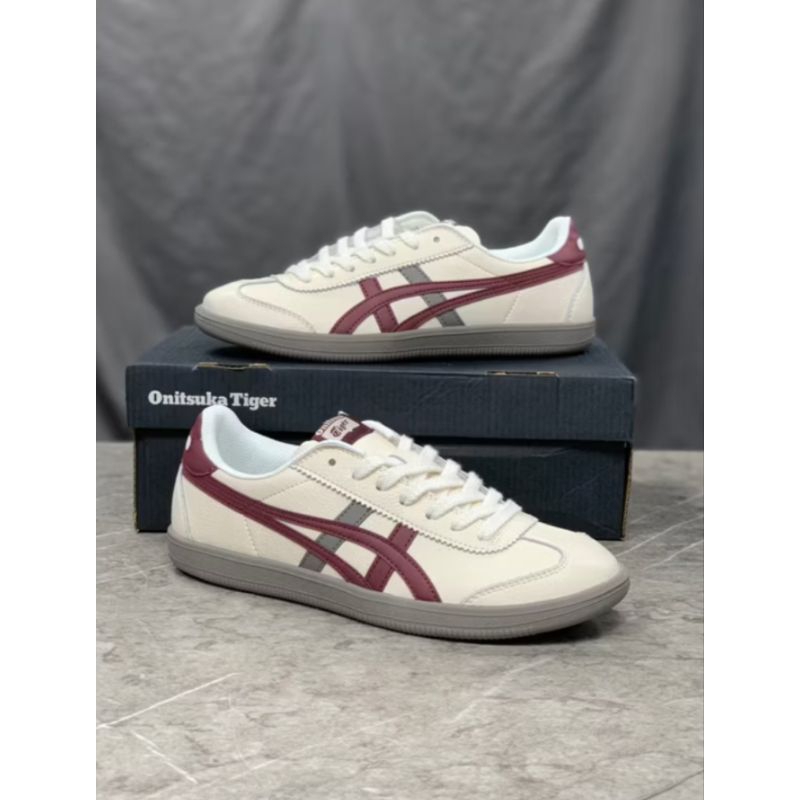 Onitsuka Tokuten Cream Maroon Shoes รองเท้าผ้าใบล่าสุดสําหรับผู้ชายและ ...