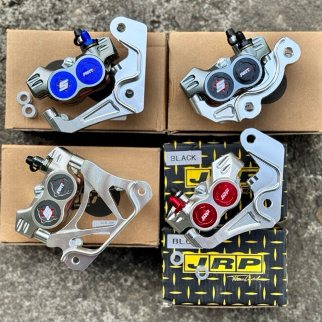 Caliper Formula 4 ลูกสูบเต็ม CNC ขวาและซ้ายชุดวงเล็บแยกจําหน่าย PNP ...