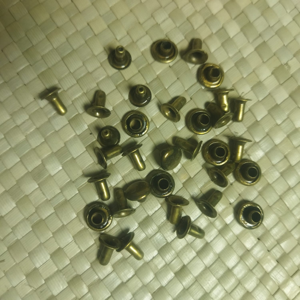 Rivets 1 SIDE 8 MM GOLD BN NICKEL{POT CONTENTTS 100PPCS) | Shopee Thailand