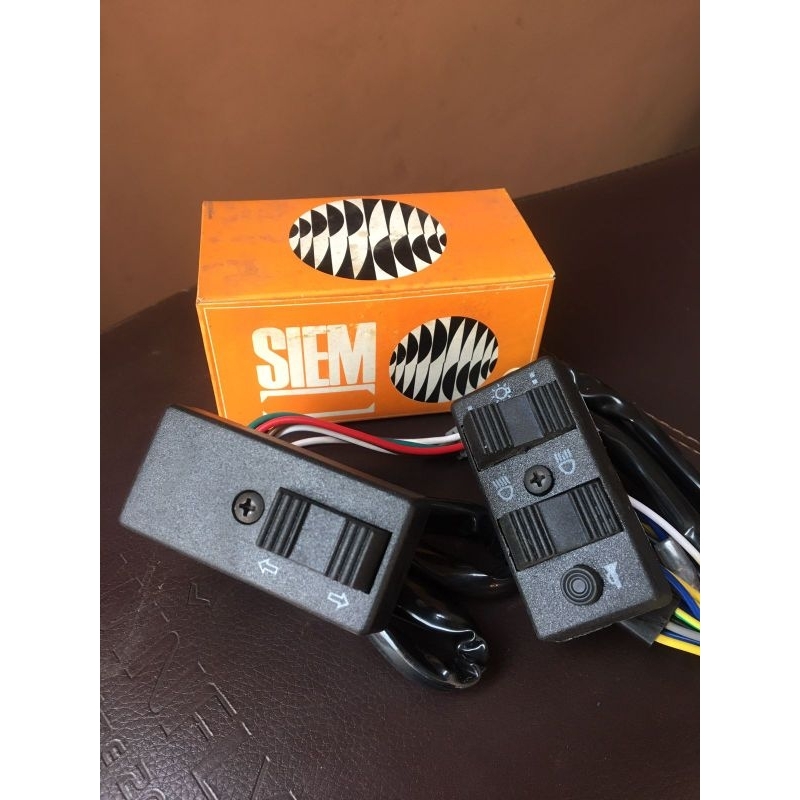 Vespa pxe exclusive strada spartan สวิตช์ไฟและไฟเลี้ยว | Shopee Thailand