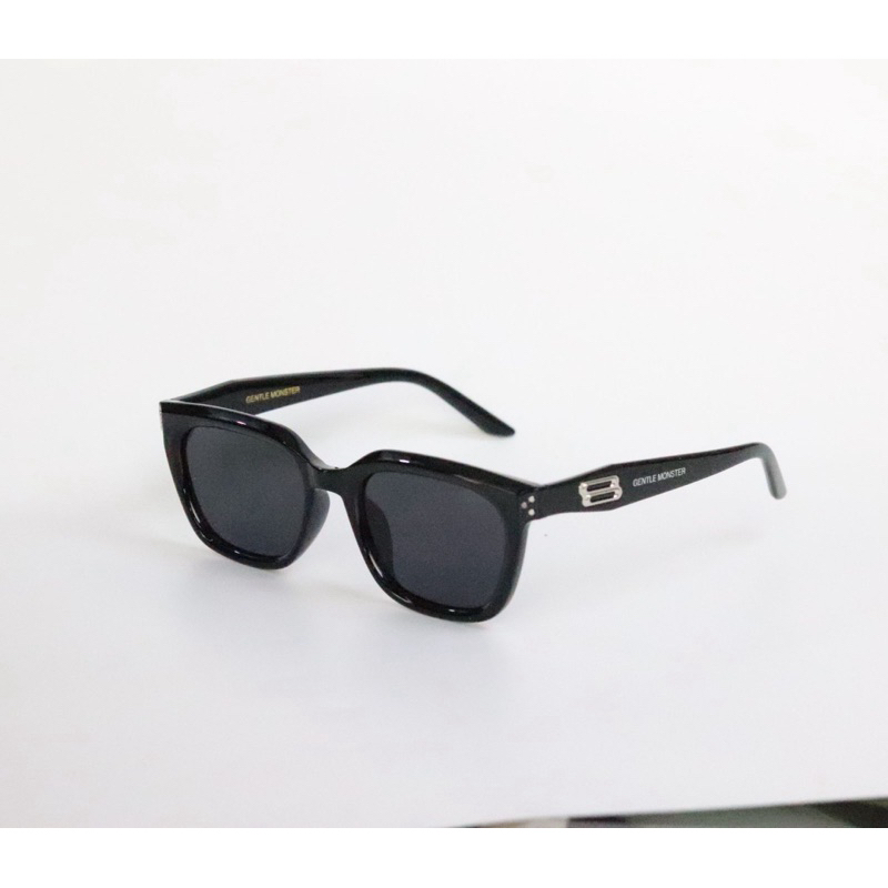 แว ่ นตาป ้ องกันรังสียูวี Gentle Monster HOVO Premium Glasses | Shopee ...