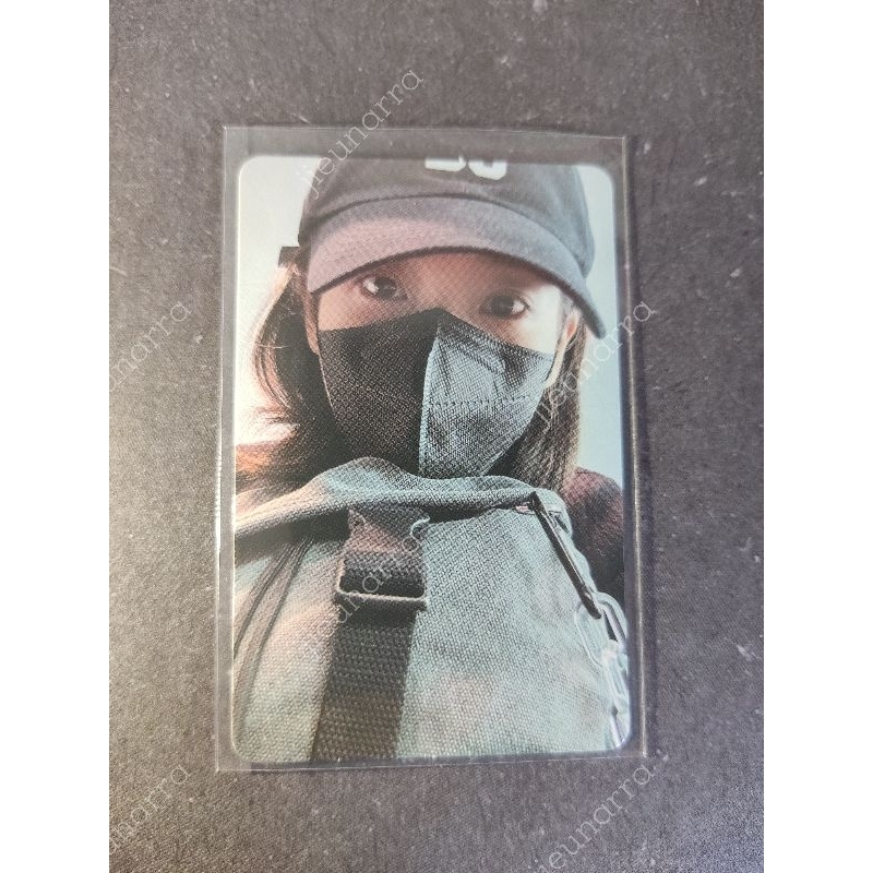 Iu Official Photocard - PC Merch Concert HEREH ในฮ่องกง | Shopee Thailand