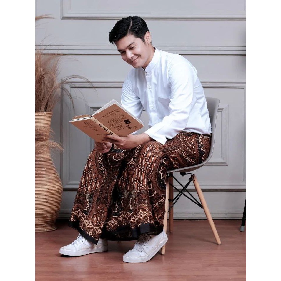 Katun ผ้าบาติกสําหรับผู้ใหญ่ SANTRI และ SANTRIWATI GUS IQDAM GUS KATSAR ...