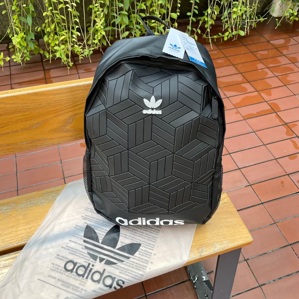 Adidas ISSEY MIYAKE NEW PATTERN ORIGINAL BLACK BACKPACK | Shopee Thailand
