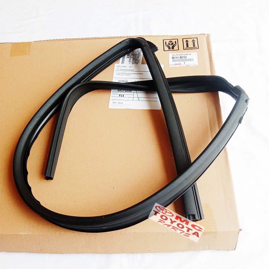 ยางช่องประตูกระจก ด้านหน้าขวา สําหรับ Toyota Agya Ayla 68141-BZ101 ...