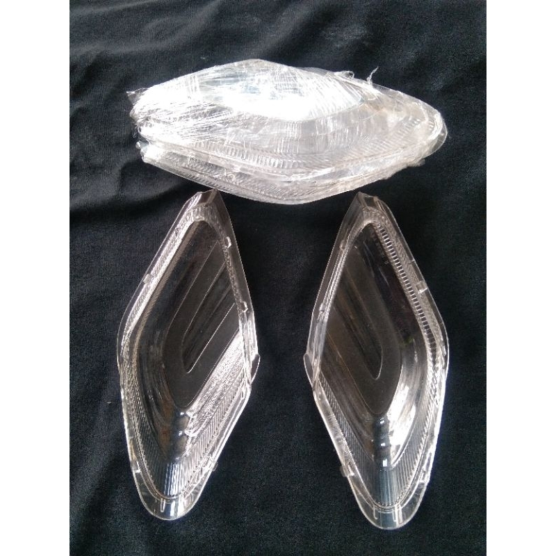 ไฟเลี้ยวหลังซ้าย mica L Honda Scoopy esp k93 original Stanley | Shopee ...