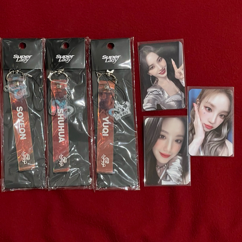 สายแท่งไฟ yuqi shuhua soyeon+photocard (pc) วาดนําโชค (ld)Official (G)I ...