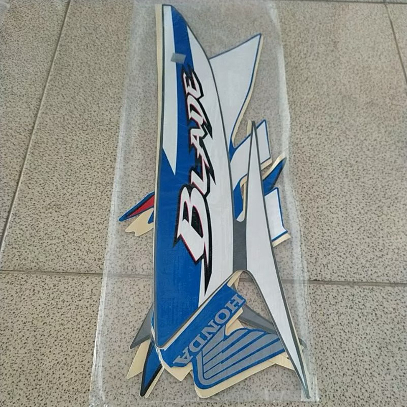 สติกเกอร์ติดตกแต่งรถยนต์ HONDA BLADE 110R 2009 | Shopee Thailand
