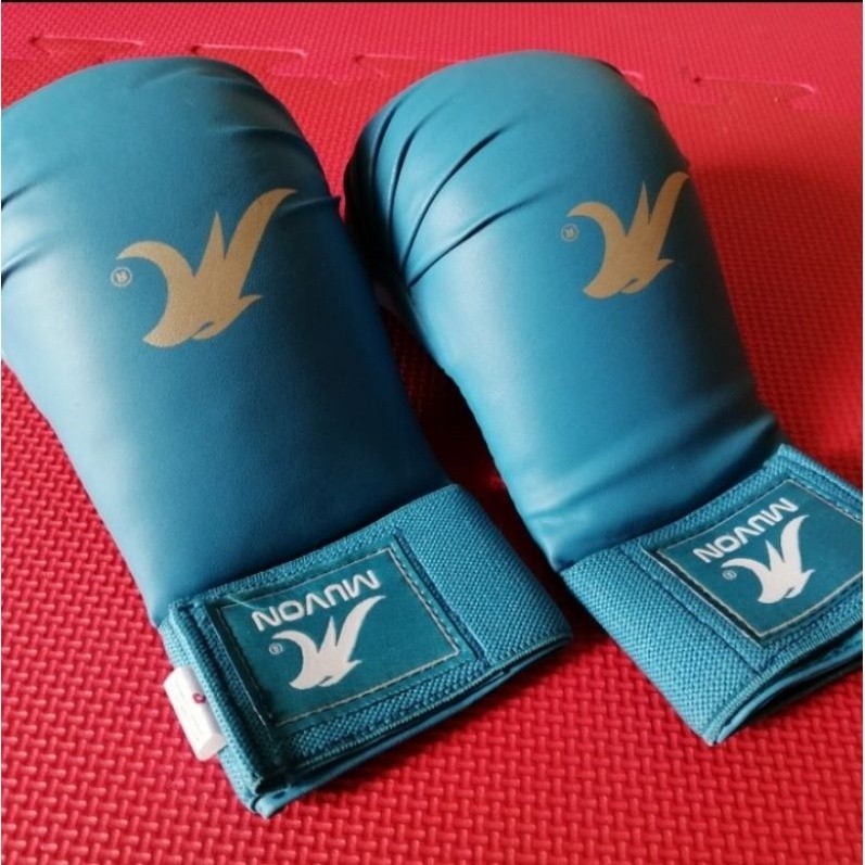 อุปกรณ์ป้องกันมือ Karate Muvon Pro Series Hand Protectors Handpro (ของ ...